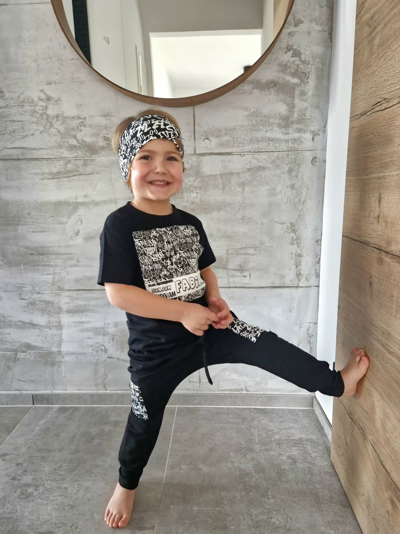 TRAK grafit črni - MiniBini